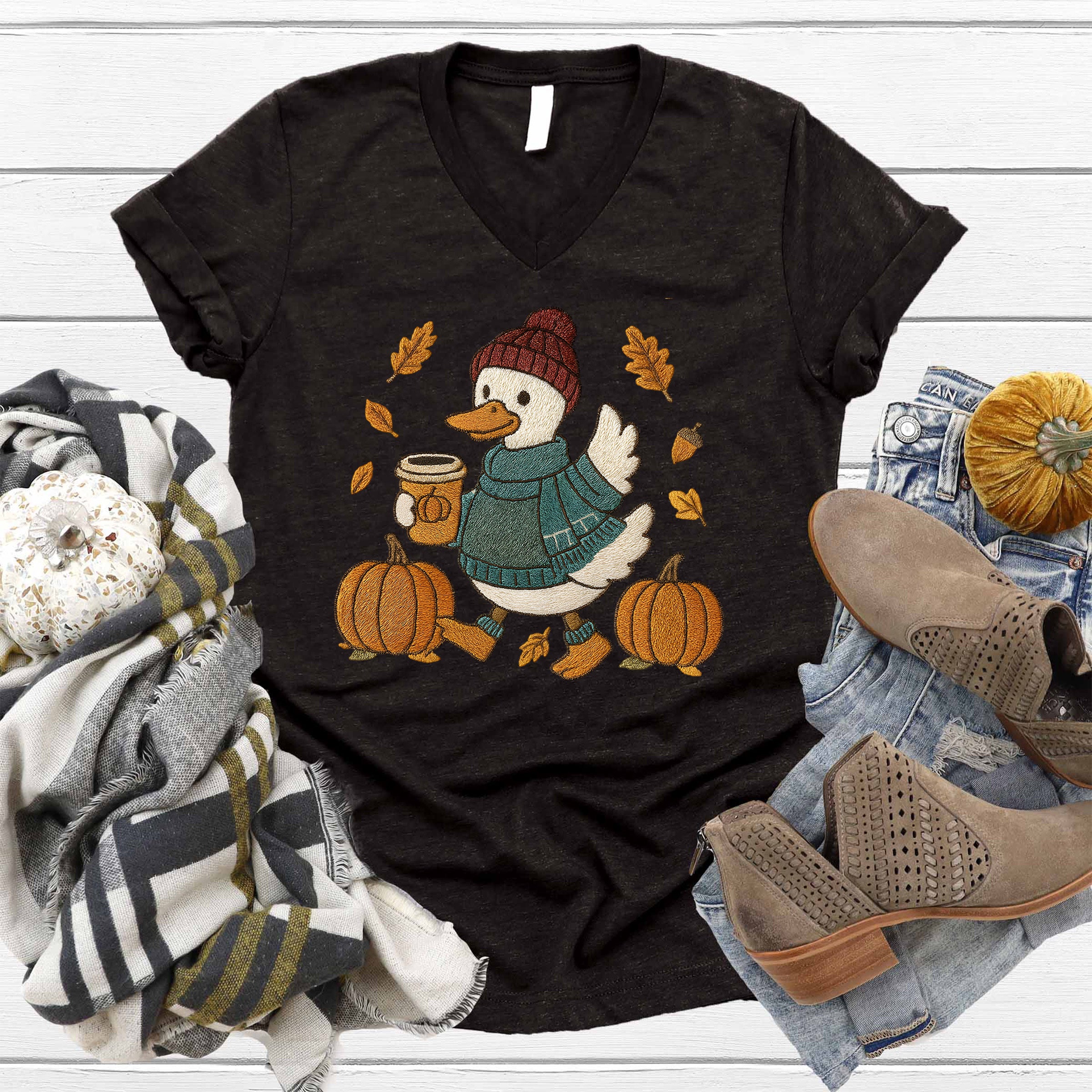 Cozy Season Duck V-Neck – Love in Faith