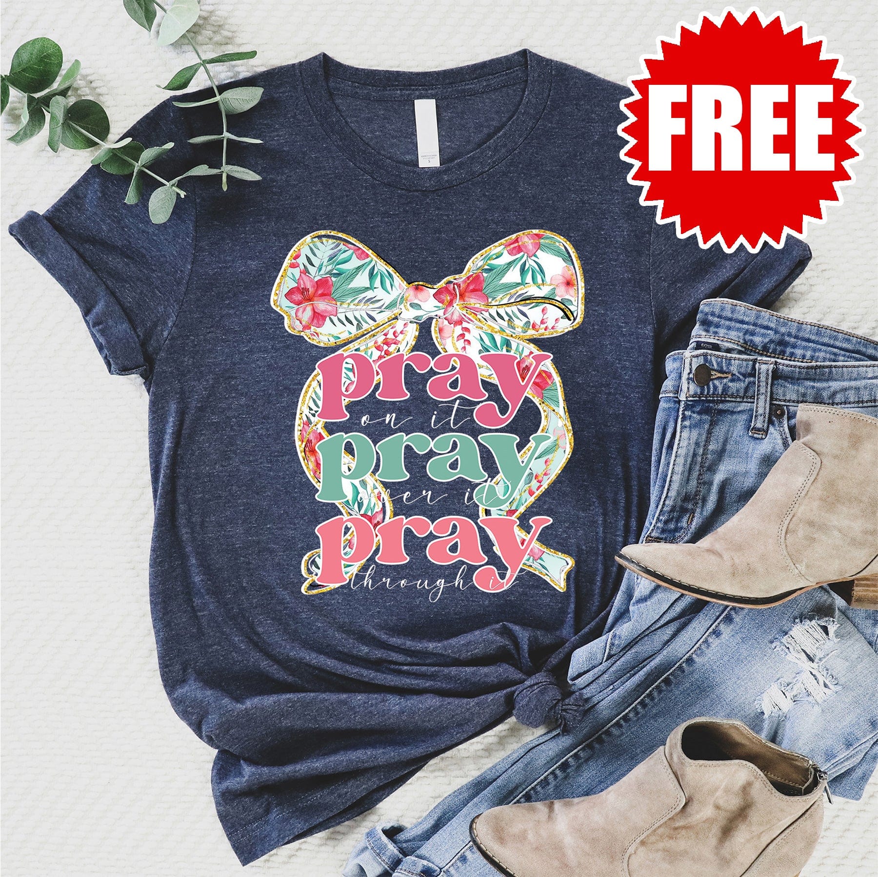 Pray Tee - Heather Navy – Love in Faith